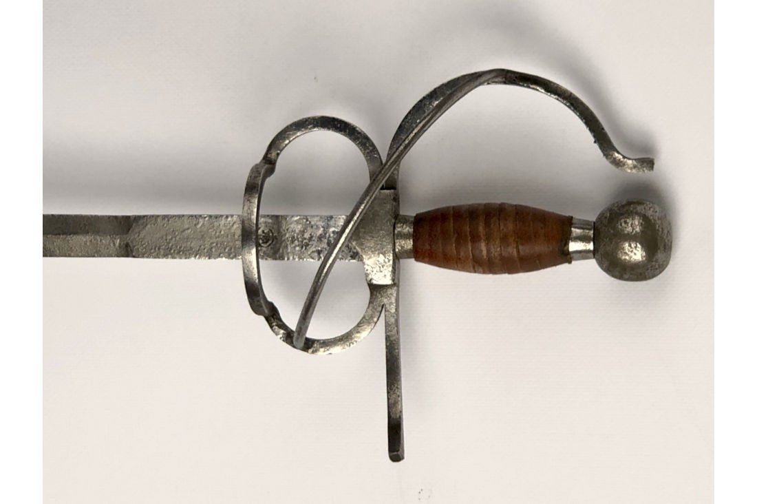 Simple rapier sword. - ESP548H